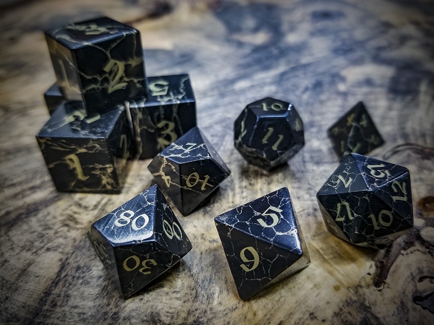 Amber d20 | Artisan Dice