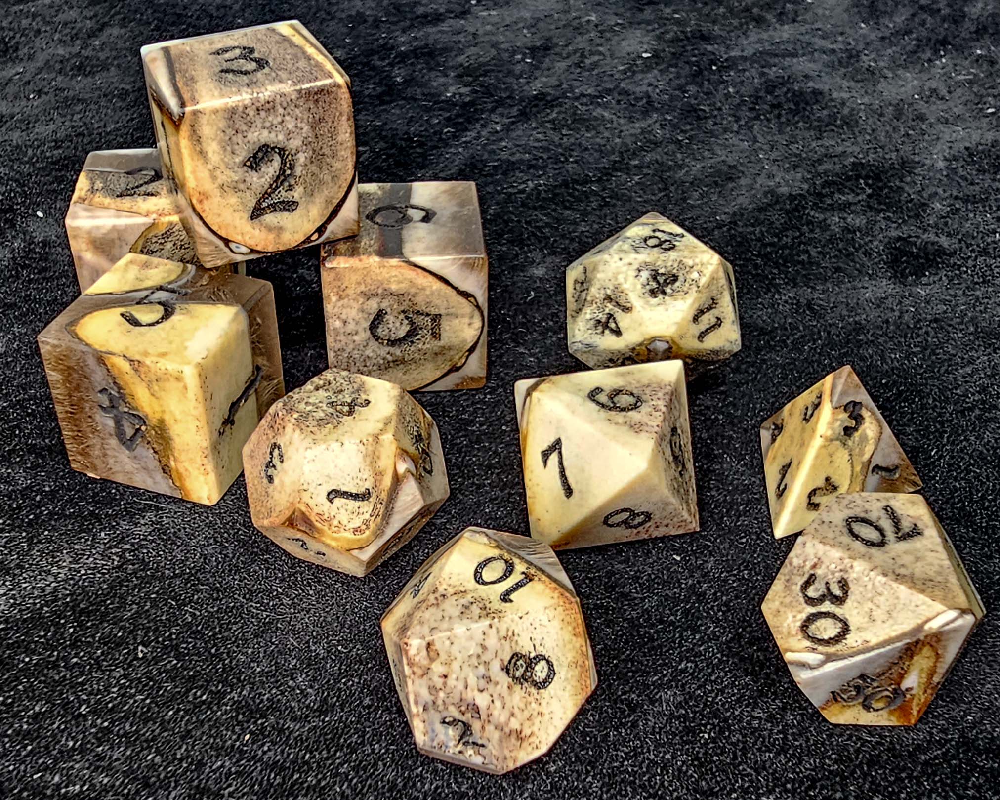 Gator Jawbone (Blue Orchid) | Artisan Dice